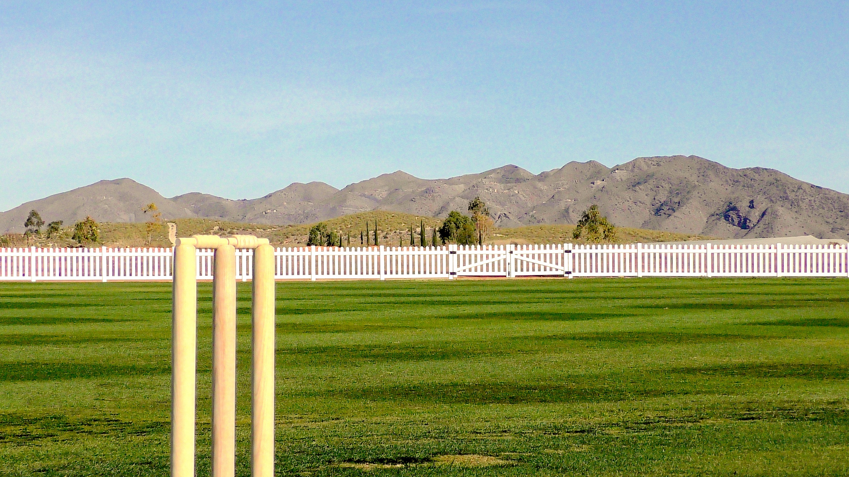Cricket tour to Desert Springs - clubs & schools | Smile Group Travel